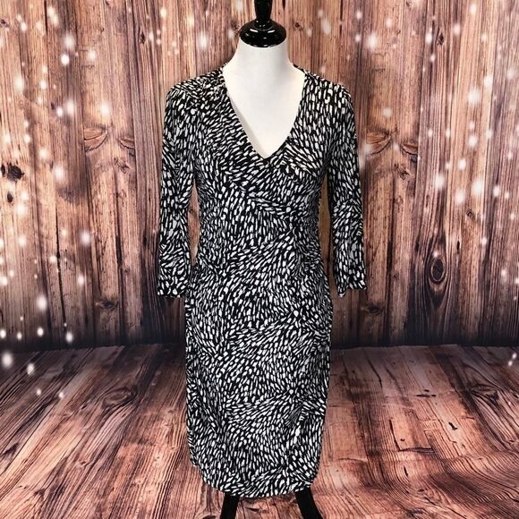 Milano | Dresses | 7 Milano Abstractprintformfittingdress | Poshmark